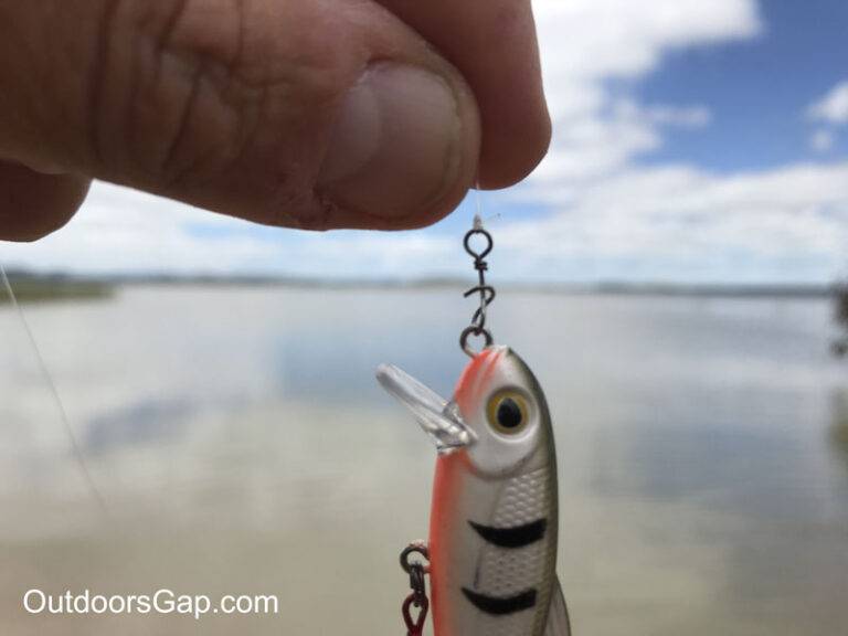 How To Use Mustad Fastach Clips? - Outdoors Gap